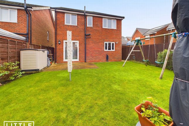 Sandfield Crescent Whiston L35 4 Bedroom Detached House For Sale
