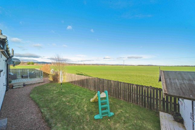Powgavie Farm Cottages, Inchture, Perthshire PH14, 4 bedroom semi ...