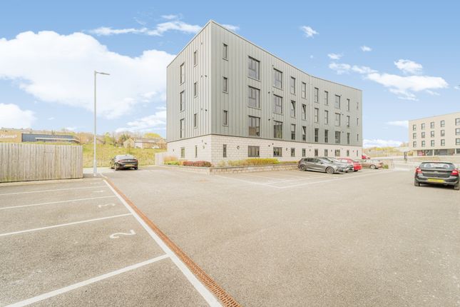Sandygate, Burnley BB11, 2 bedroom flat for sale - 64510020 | PrimeLocation