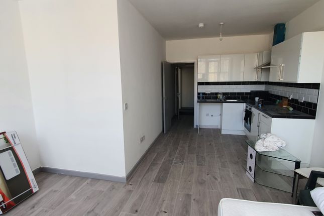 202 Leeds Road, Bradford BD3, studio to rent - 61517051 | PrimeLocation