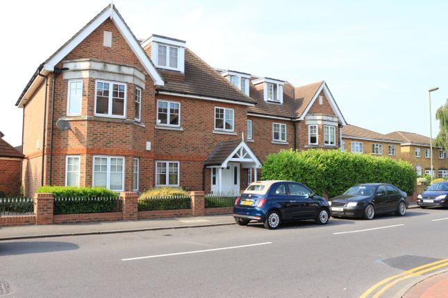 2 bed flat for sale in High Road, Byfleet, Surrey KT14 - Zoopla