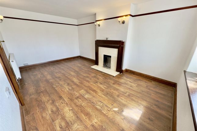 Chwilog, Pwllheli LL53, 4 bedroom detached house for sale - 68180276 ...