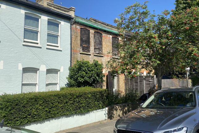 3 Hardy Road, Wimbledon, London SW19, 2 bedroom property for sale ...