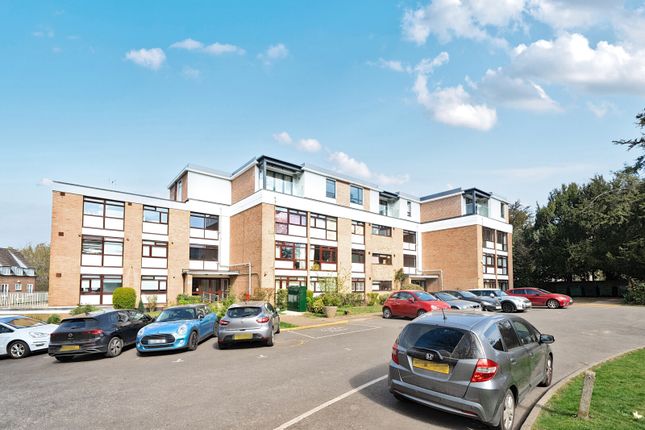 Beechcroft Manor, Weybridge, Surrey KT13, 2 bedroom flat to rent ...