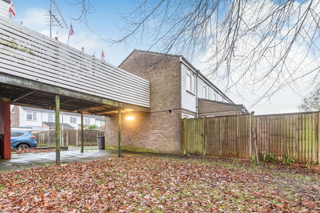 Martin Close, Oakridge, Basingstoke RG21, 3 bedroom end terrace house ...