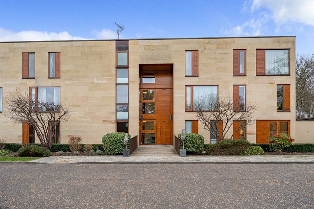 Cliveden Gages, Taplow, Maidenhead SL6, 2 bedroom flat for sale ...