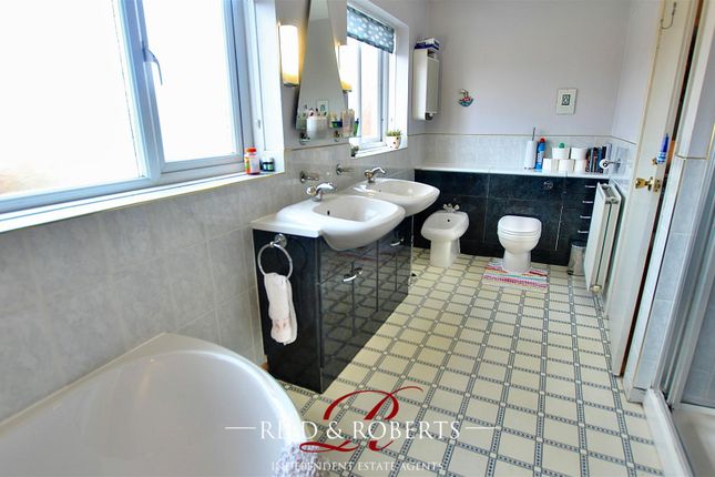 Parc Y Llan, Llanfair Dyffryn Clwyd, Ruthin LL15, 3 bedroom detached ...