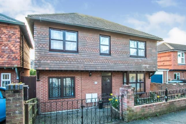 Houses for Sale in Ringwood - Ringwood Houses to Buy - Primelocation