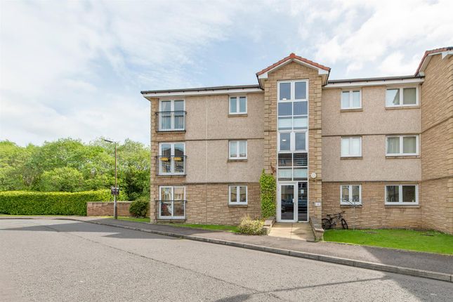 Newlands Court, Bathgate EH48, 2 bedroom flat for sale - 64751171 ...