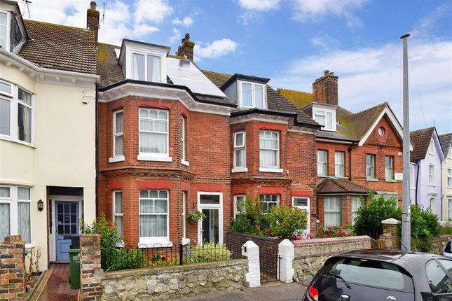 Houses for Sale in Hythe, Kent - Hythe, Kent Houses to Buy - Primelocation