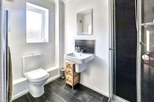 3 Bed Semi Detached House For Sale In Medway Place Cramlington Ne23