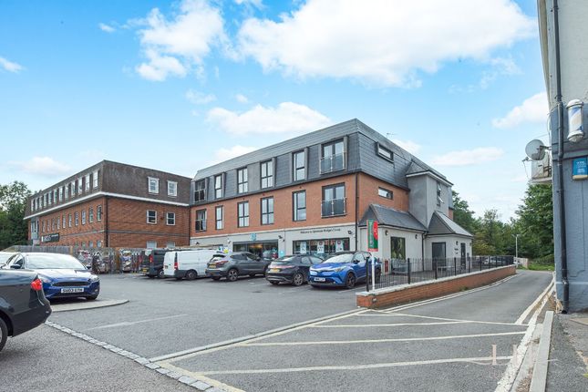 Upminster Road, Upminster RM14, 2 bedroom flat for sale - 62477955 ...