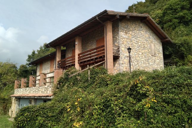 Via Cima, Vigolo, Bergamo, Lombardy, Italy, 6 bedroom farmhouse for ...