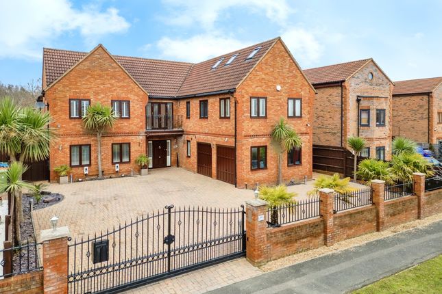 Homes for Sale in Milton Keynes - Buy Property in Milton Keynes ...