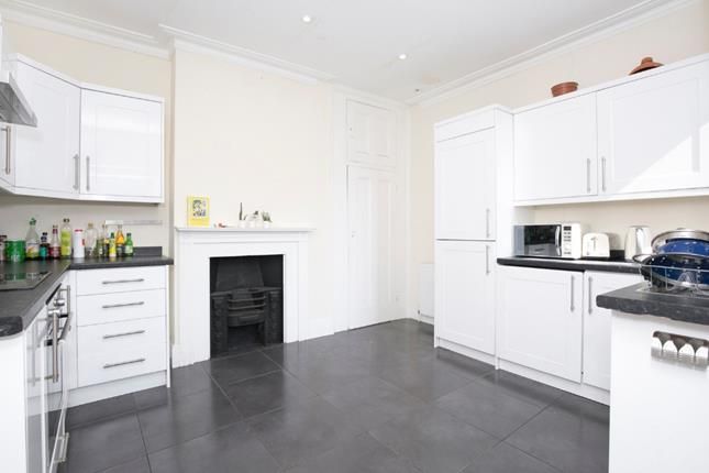 17 The Pavement, Clapham Common, London SW4, commercial property for ...