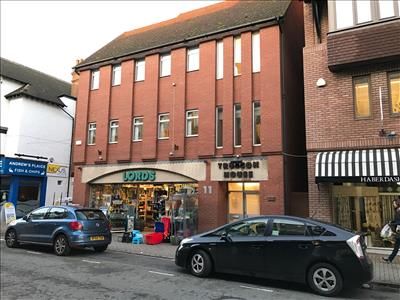 Office to let in 2nd Floor Truscon House, Station Road, Gerrards Cross ...