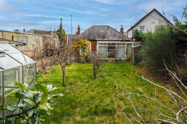 London Road, New Balderton, Newark NG24, 2 bedroom detached bungalow ...