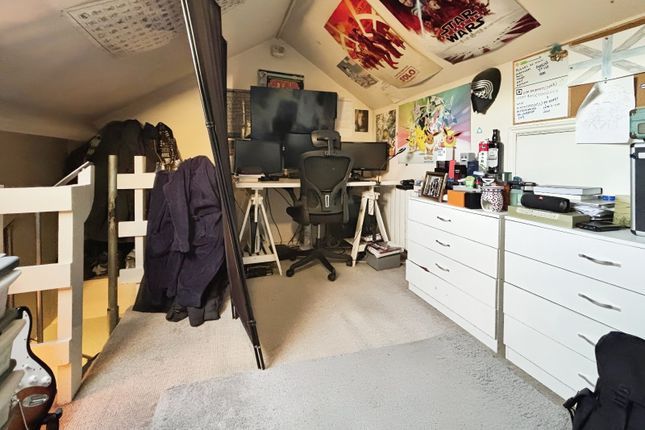 Chadwin Road, London E13, 2 bedroom end terrace house for sale ...