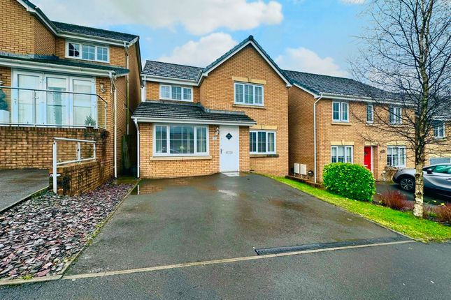 Homes for Sale in Tonypandy Primary School, Rhondda Cynon Taff, CF40 ...