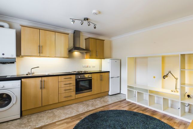 Soper Grove, South View, Basingstoke RG21, 1 bedroom flat to rent ...