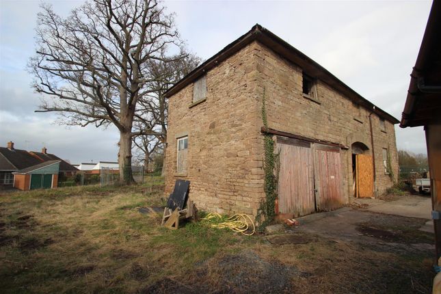 Lugwardine Court, Orchard Close, Lugwardine, Hereford HR1, barn ...