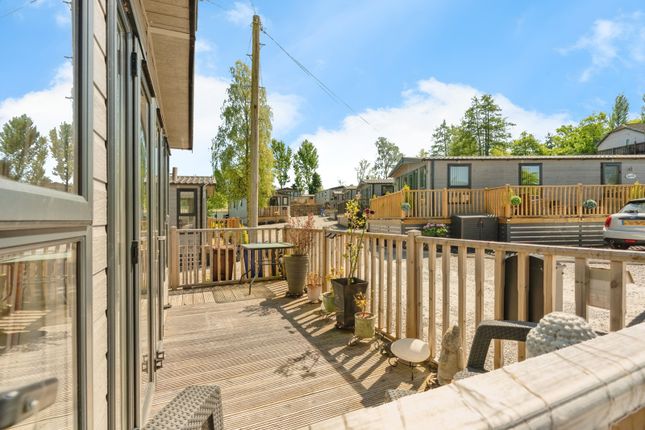 Lenches Road, Colne, Lancashire BB8, 2 bedroom detached house for sale ...