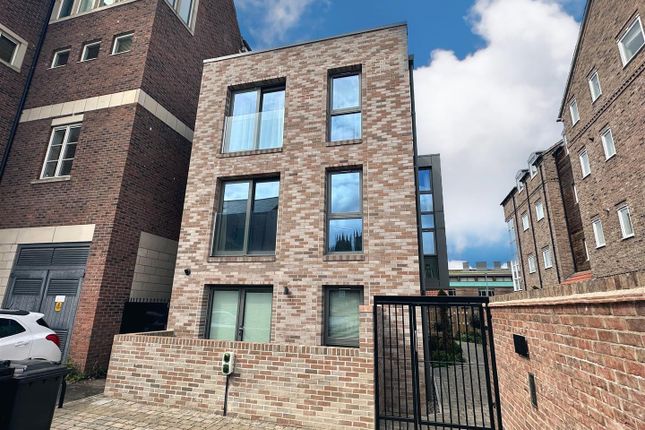 Bootham Row, York YO30, 1 bedroom flat for sale - 64415681 | PrimeLocation