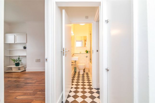 La Rose Lane, Harringay, London N15, 2 bedroom flat to rent - 45029511 ...