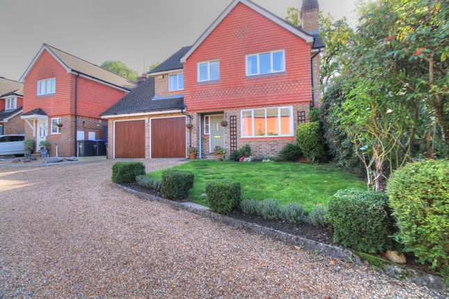 Heath Close, Sayers Common, Hassocks BN6, 4 bedroom detached house for ...