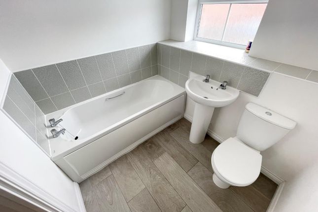 Raby Road, Headway, Hartlepool TS24, 2 bedroom flat for sale - 61781026 ...