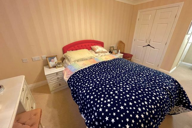 The Street, Rustington, Littlehampton BN16, 1 bedroom flat for sale ...