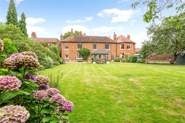Houses for Sale in Staines - Staines Houses to Buy - Primelocation