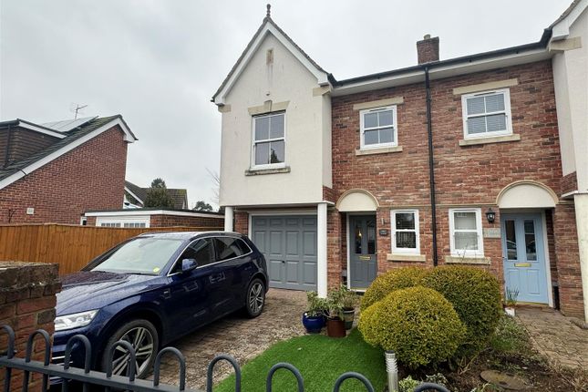 Monkswood Close Newbury Rg14 4 Bedroom Semi Detached House For Sale
