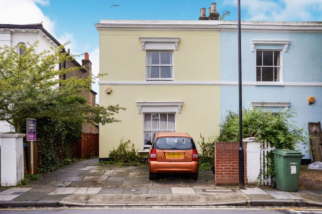 Fairfield Grove, Charlton SE7, 3 bedroom semi-detached house for sale ...