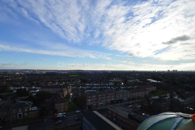 Tower Point, Sydney Road, Enfield EN2, 3 bedroom penthouse to rent ...