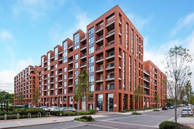Peacon House, Colindale Gardens, Colindale NW9, 3 bedroom flat to rent ...