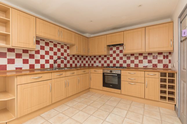 Barton Close, Row Town, Surrey KT15, 3 bedroom semi-detached house for ...