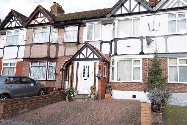 Gresham Drive Chadwell Heath Romford Rm6 3 Bedroom Terraced House