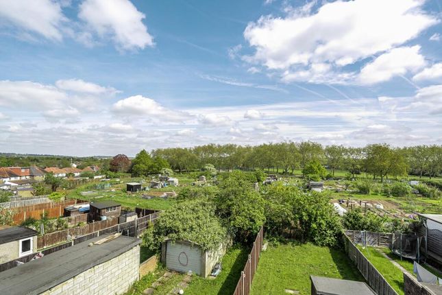 Merlin Crescent, Edgware HA8, 4 bedroom semi-detached house for sale ...