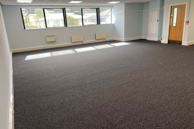 Blenheim Office Park, Witney OX29, office to let - 68468234 | PrimeLocation