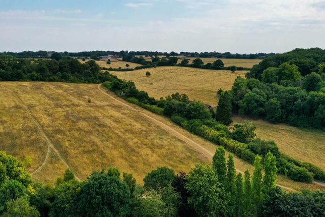 Silverthorn Drive, Longdean Park, Hertfordshire HP3, 5 bedroom detached ...