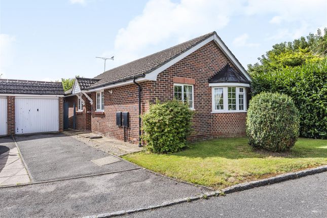 Reading Road Winnersh Wokingham Rg41 Bungalows For Sale Buy Houses