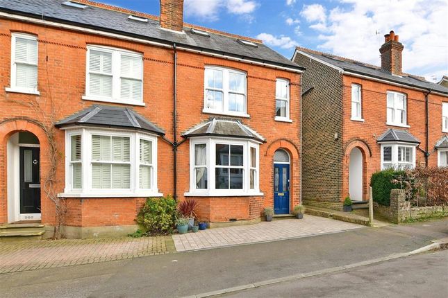 Homes for Sale in Reigate - Buy Property in Reigate - Primelocation