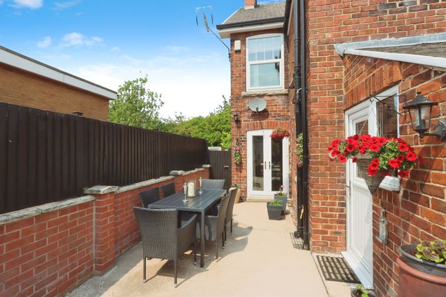 West Street, Beighton, Sheffield S20, 3 bedroom semi-detached house for ...