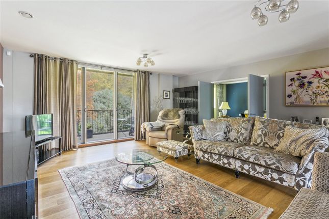 Homes for Sale in Cliveden Gages, Taplow, Maidenhead SL6 - Buy Property ...