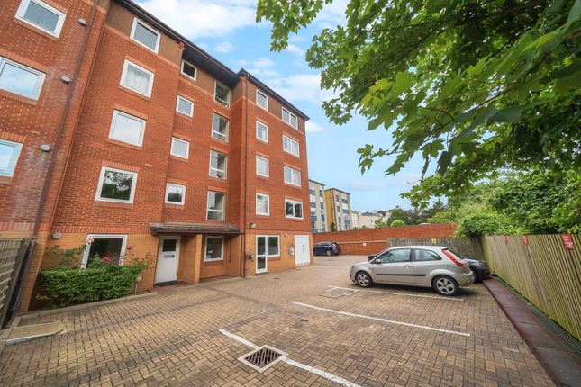 Surbiton, Kingston-Upon-Thames KT6, 1 bedroom flat for sale - 67530267 ...
