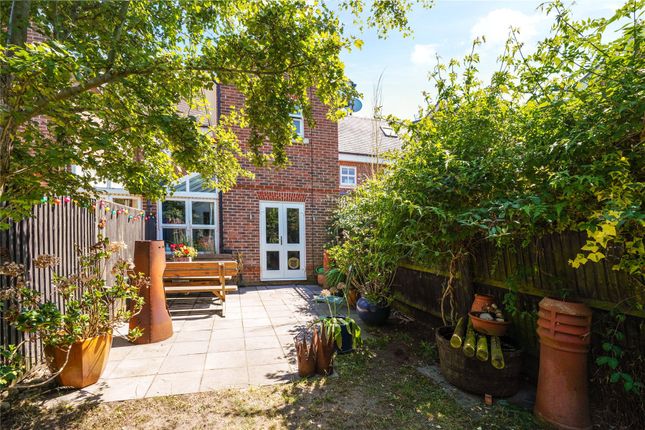Tilt Road, Cobham KT11, 4 bedroom terraced house for sale - 60497619 ...