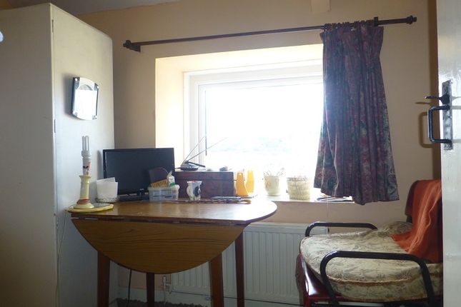 Leyshon Road, Gwaun Cae Gurwen, Ammanford, Carmarthenshire. SA18, 3 ...