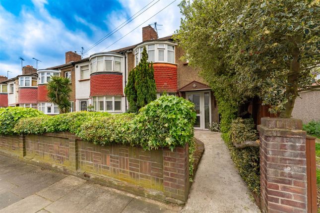 Brentvale Avenue, Southall, Hanwell Borders UB1, 3 bedroom end terrace ...