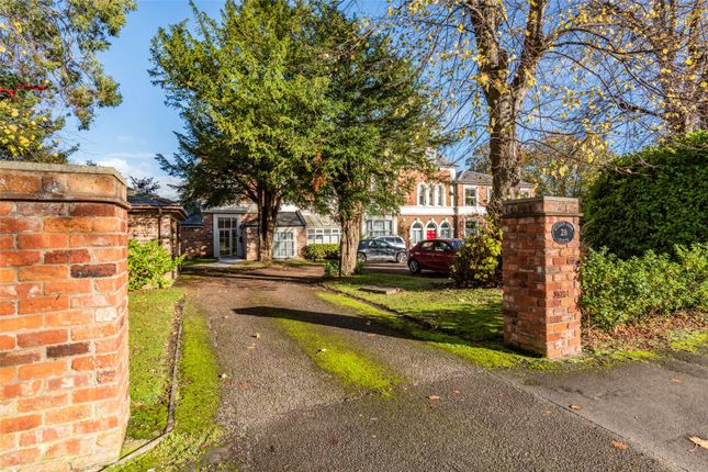 Curzon Park North, Chester CH4, 3 bedroom flat for sale - 63287202 ...